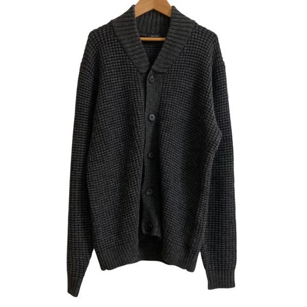 【商品名】JOSEPH HOMME ニットカーディガン サイズ48 グレー【ブランド】JOSEPH HOMME ジョゼフオム【対象】メンズ【ランク】SA ※若干の使用感はあるが、全体的に状態の良い商品【カラー】グレー【表記サイズ】48【実寸...