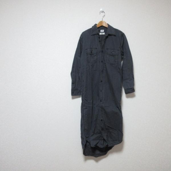 【商品名】LEE×RHC Ron Heman リー×ロンハーマン ワークシャツワンピース LB9774 ウォッシャブルブラック【ブランド】Ron Herman ロンハーマン【対象】レディース【ランク】SA ※若干の使用感はあるが、全体的に状...