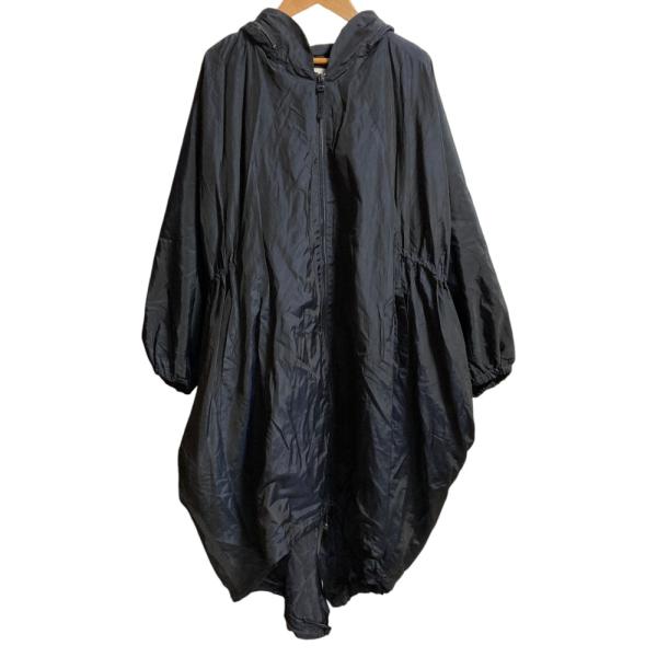 【商品名】ISSEY MIYAKE イッセイミヤケ パラシュートコート IM21FA010 サイズ1 ネイビー【ブランド】ISSEY MIYAKE イッセイミヤケ【対象】レディース【ランク】A ※使用感はあるが、傷や汚れの少ない商品【カラー...