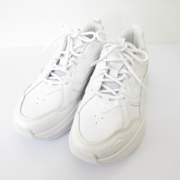 【商品名】PUMA プーマ SOPHYR LTH ソフィア ソフィール 厚底 ボリュームソール スニーカー 398555-01 サイズ24cm ホワイト 【ブランド】PUMA プーマ【対象】レディース【ランク】S ※ほとんど使用がなく、とて...