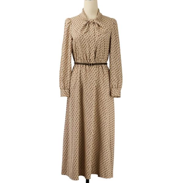 【商品名】STRAWBERRY-FIELDS ストロベリーフィールズ ベルト ロングドレス ワンピース ベージュ【ブランド】STRAWBERRYFIELDS ストロベリーフィールズ【対象】レディース【ランク】SA ※若干の使用感はあるが、全...