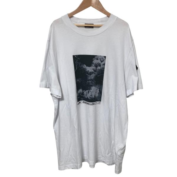 【商品名】MONCLER モンクレール MAGLIA MANICHE CORTE プリント Tシャツ XXLサイズ ホワイト【ブランド】MONCLER モンクレール【対象】メンズ【ランク】A ※使用感はあるが、傷や汚れの少ない商品【カラー】...