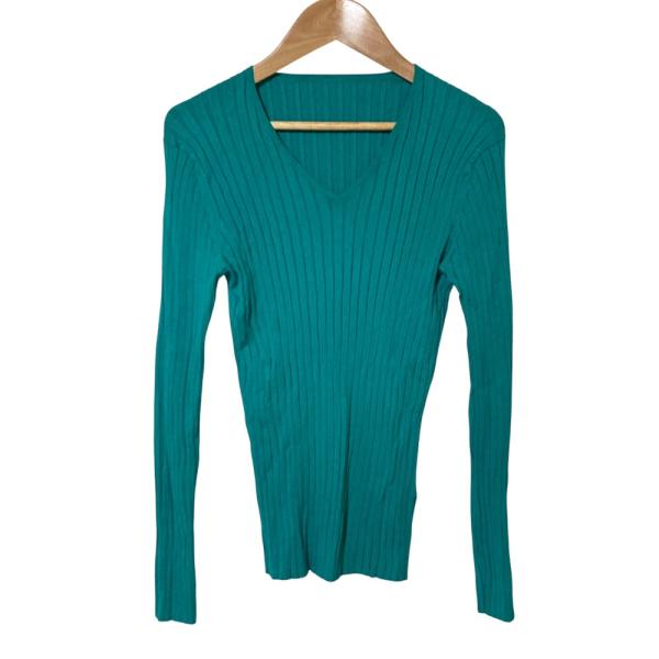 【商品名】SOEJU ソージュ ストレッチ Vネック リブニット カットソー S グリーン【ブランド】SOEJU ソージュ【対象】レディース【ランク】SA ※若干の使用感はあるが、全体的に状態の良い商品【カラー】グリーン【表記サイズ】S【実...