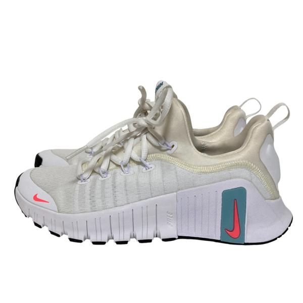 【商品名】NIKE ナイキ W Free Metcon 6 スニーカー FJ7126-102 US6.5 23.5cm相当 ホワイト【ブランド】NIKE ナイキ【対象】レディース【ランク】SA ※若干の使用感はあるが、全体的に状態の良い商品...