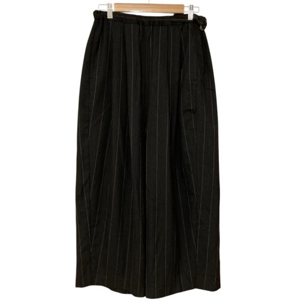 【商品名】pas de calais パドカレ ストライプ サルエルパンツ サイズ36 ブラック【ブランド】pas de calais パドカレ【対象】レディース【ランク】SA ※若干の使用感はあるが、全体的に状態の良い商品【カラー】ブラッ...