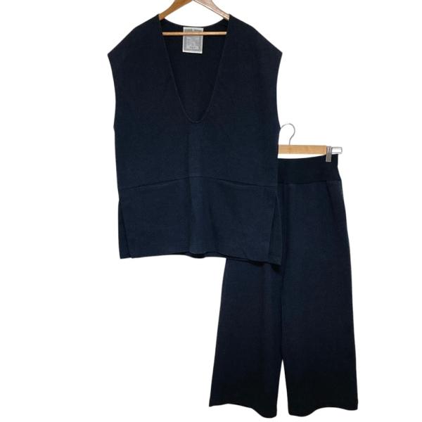 【商品名】BEARDSLEY ビアズリー ブークレダンボール ベスト ワイドパンツ セットアップ サイズ上F 下0 ブラック【ブランド】BEARDSLEY ビアズリー【対象】レディース【ランク】A ※使用感はあるが、傷や汚れの少ない商品【カ...