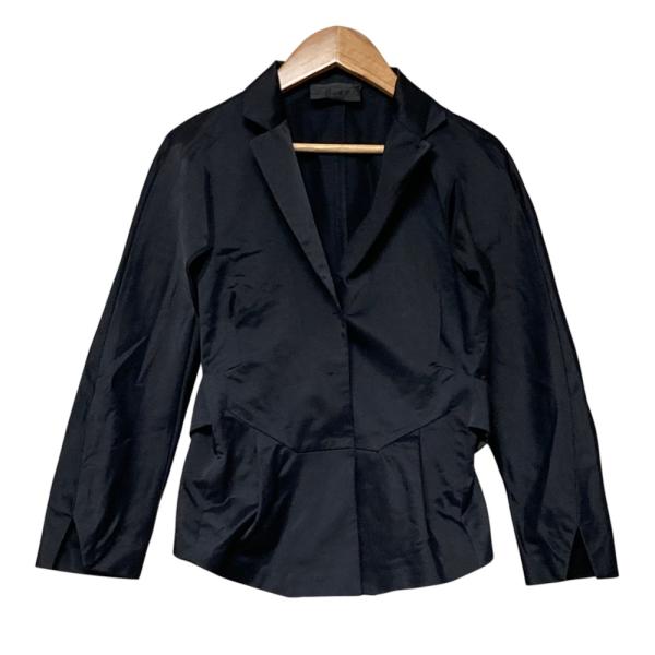 【商品名】narciso rodriguez ナルシソ ロドリゲス サテン ジャケット サイズ38 ブラック【ブランド】Narciso Rodriguez ナルシソ ロドリゲス【対象】レディース【ランク】A ※使用感はあるが、傷や汚れの少な...