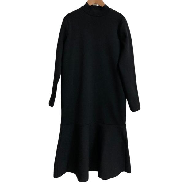 【商品名】23SS ADORE アドーア エアリーストレッチ ニットワンピース サイズ38 ブラック【ブランド】ADORE アドーア【対象】レディース【ランク】SA ※若干の使用感はあるが、全体的に状態の良い商品【バイヤーコメント】2023...