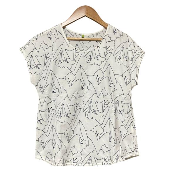 【商品名】Pal'las Palace パラスパレス ステッチデザイン カットソー コットン サイズ2 ホワイト ブルー【ブランド】Pal'las Palace パラスパレス【対象】レディース【ランク】SA ※若干の使用感はあるが、全体的に...