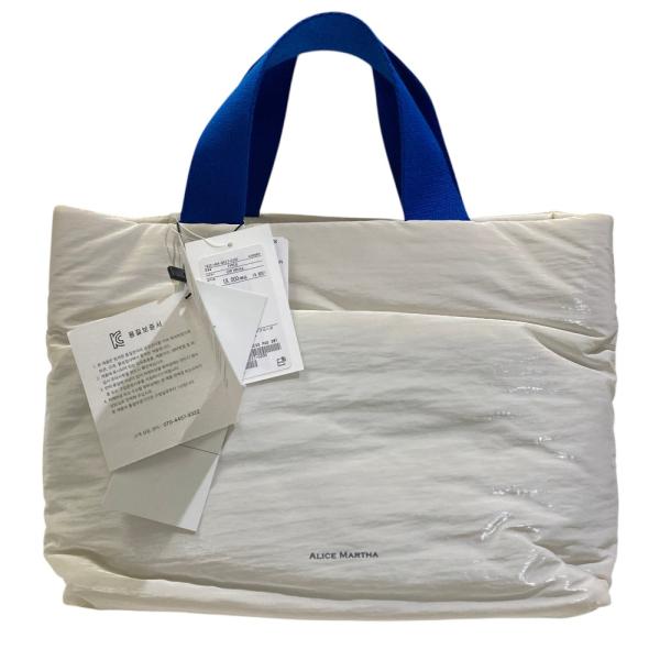 【商品名】ALICE MARTHA アリスマーサ GRESS PADDING バッグ 2WAY トートバッグ ショルダーバッグ ホワイト ブルー【ブランド】ALICE MARTHA アリスマーサ【対象】レディース【ランク】A ※使用感はある...
