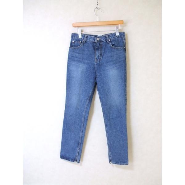 L183722-1965082-39    mite スリットデニム 加工 デニムパンツ ブルー サイズM レディース ミテ 中古 1-1124G 183722【参考ランク】B【全体の印象】販売時からある元々の加工かどうか判断のつかないダメ...
