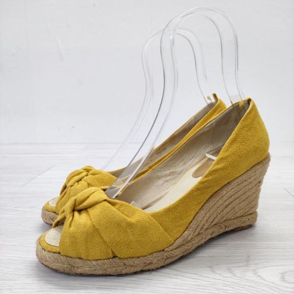 L217756-91308-19    LUSSO MALENA ルッソマレーナ ウェッジソール ヒール オープントゥサンダル サイズ39 パンプス イエロー 3-0619S 217756【参考ランク】B【全体の印象】使用感が見受けられます...