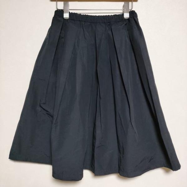 L233212-19390815-29    Crespi ウエストゴム イージー コットンナイロン スカート ネイビー クレスピ 4-0306M 233212【参考ランク】A-B【全体の印象】やや使用感はありますが、全体的な印象としては綺...