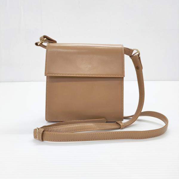 L253964-95008-39    petite robe noire ショルダーバッグ ポシェット ミニ ショルダーバッグ ベージュ プティローブノアー 5-0707G 253964【参考ランク】B【全体の印象】使用感が見受けられます...