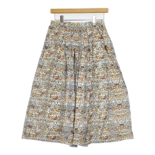 L256513-929908-89    YAECA WRITE リバティ柄 タックキュロット 花柄 97658 パンツ キュロット ホワイト オレンジ ORCHARD ヤエカ 5-0731M 256513【参考ランク】A-B【全体の印象】...