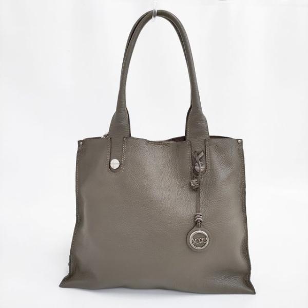 L269816-95008-39    AVORIO アヴォーリオ レザー 革 イタリア製 トートバッグ グレージュ 5-1006G 269816【参考ランク】A-B【全体の印象】やや使用感はありますが、全体的な印象としては綺麗です。※詳し...