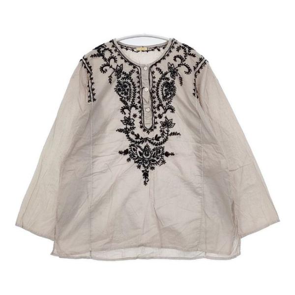 L270142-91308-15    matta インド製 刺繍 コットン サイドスリット ブラウス シャツ ピンクベージュ系 マッタ 6-0226M 270142【参考ランク】B【全体の印象】使用感が見受けられますが、使用する上で支障と...