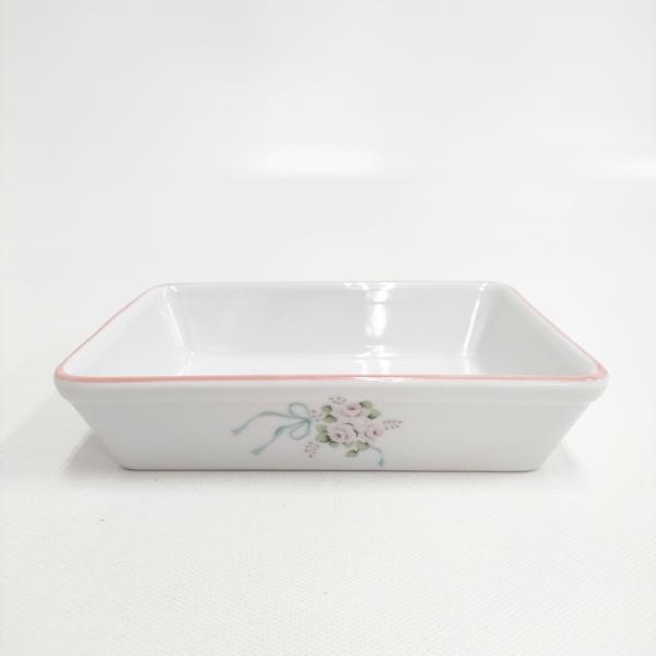 L271792-95208-29    imane イマン 未使用品 イマン エマ オーブンバット 皿 ホワイト 6-0127G 271792【参考ランク】S-A【全体の印象】ほとんど使用感もなく新品同様の綺麗な状態です。※詳しい商品説明は...