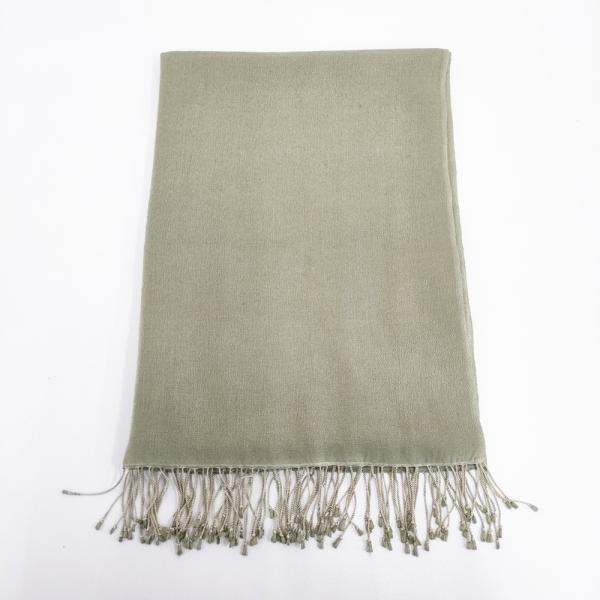 L273391-92608-19    PASHMINA パシュミナ 無地 大判 マフラー ストール カーキ 5-1123T 273391【参考ランク】B【全体の印象】使用感が見受けられますが、使用する上で支障となるような大きなダメージでは...