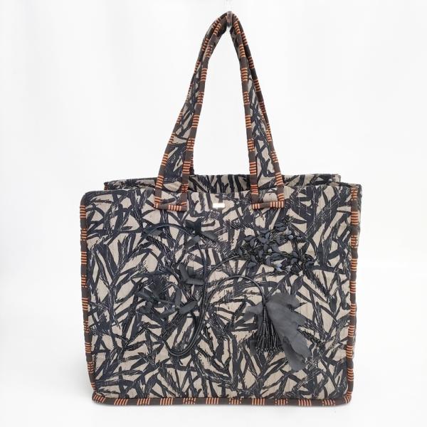 L273412-950008-159    DOIGT ドワ ヴィンテージビーズ使用 キルティング トートバッグ グレー ブラック 5-1120G 273412【参考ランク】A【全体の印象】使用感が少なく全体的に綺麗に感じられます。※詳しい...