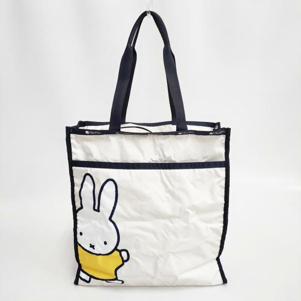 L276086-96508-39    LeSportsac/miffy ポリエステル トートバッグ ホワイト レスポートサック/ミッフィー 6-0204G 276086【参考ランク】A【全体の印象】使用感が少なく全体的に綺麗に感じられます...