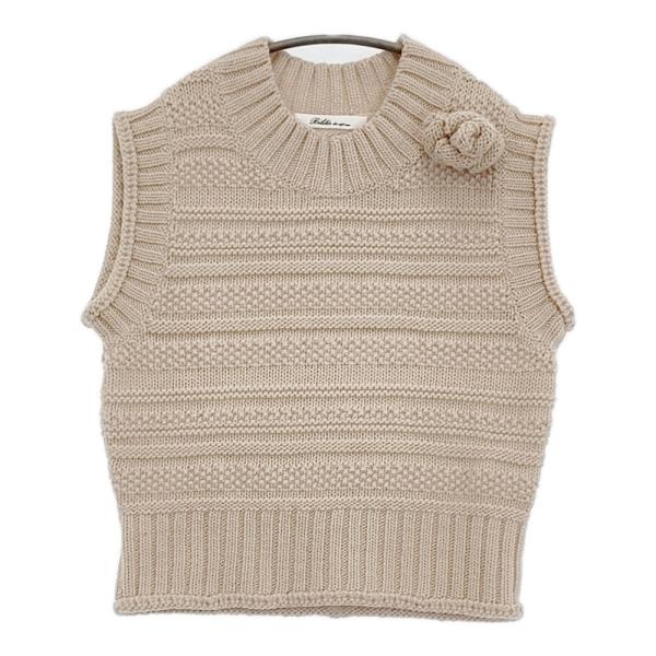 L277092-954348-159    Bilitis dix-sept ans ハンドニットベスト クルーネック 手編 コサージュ付 定38500円 Pベージュ ビリティスディセッタン5-1210T 277092【参考ランク】A【全体...