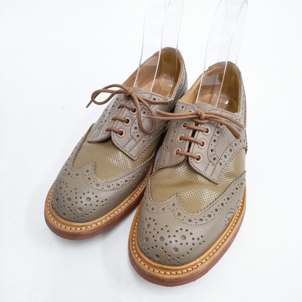 MF99850-960008-229    Tricker's/Paul Smith 別注 バートン BOURTON ウイングチップ シューズ・靴 グレージュ トリッカーズ/ポール・スミス 5-1225G F99850【参考ランク】A-B【...