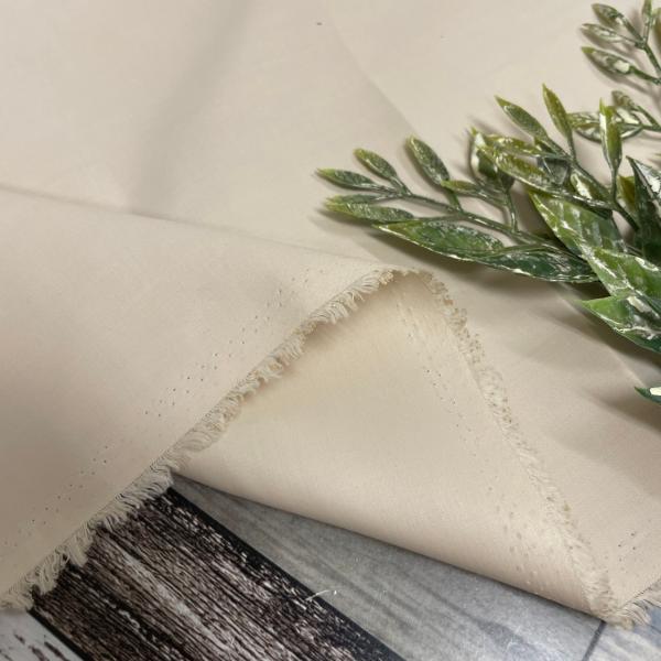 ★表示されている金額は長さ50cｍあたりの価格です★長さを50cm単位で延長が可能です。※数量1＝50cm/数量3＝1.5m ※ご希望ｍ数量をご購入下さいませ。【素材】ポリエステル100％【色】ピンクベージュ系【サイズ/厚さ】 幅112cm...