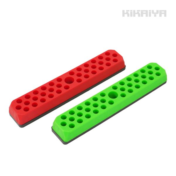 ●1個につき最大36本のビットを収納できるマグネットホルダーです●バラバラに置いてしまいがちなビットを、コンパクトに整理整頓●必要なビットをスムーズに取り出すことができるので、作業効率もアップ！●裏面のマグネットでビットを保持でき、キャビネ...