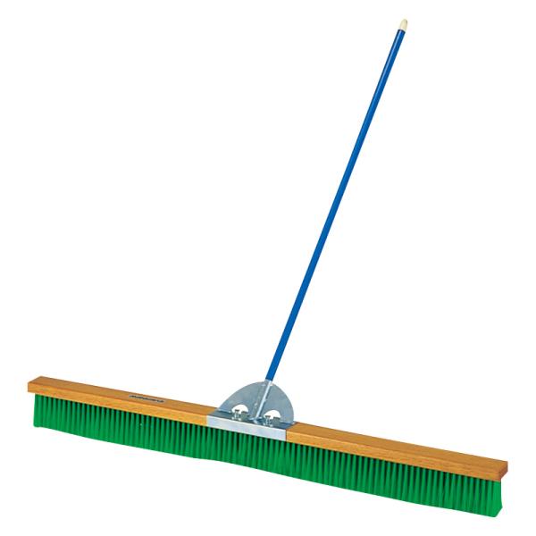 スチール製の柄でも全体重量を抑えて軽量化したNIIシリーズは耐久性のPVC製●サイズ：長さ152×幅150cm　●重量：5.5kg●材質：ブラシ PVC、柄 スチール（PVCコーティング） ●毛長：10/12.5cm ●工具組立●日本製●送...