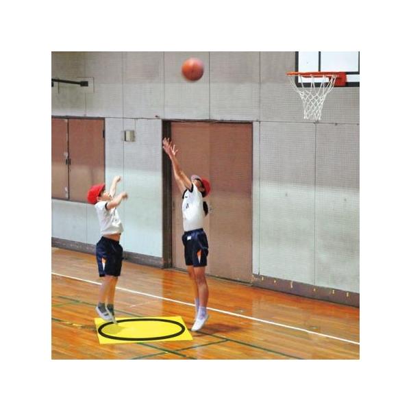 個人宅様への配送が不可の為、お届け先は屋号でお願いいたします。●単位/4枚1組●サイズ/幅85×長さ85cm×厚さ2mm●重さ/約1.2kg/組●材質/PVC●裏面すべり止め●台湾製●送料無料 ※沖縄・離島は別途送料がかかりますこちらの商品...