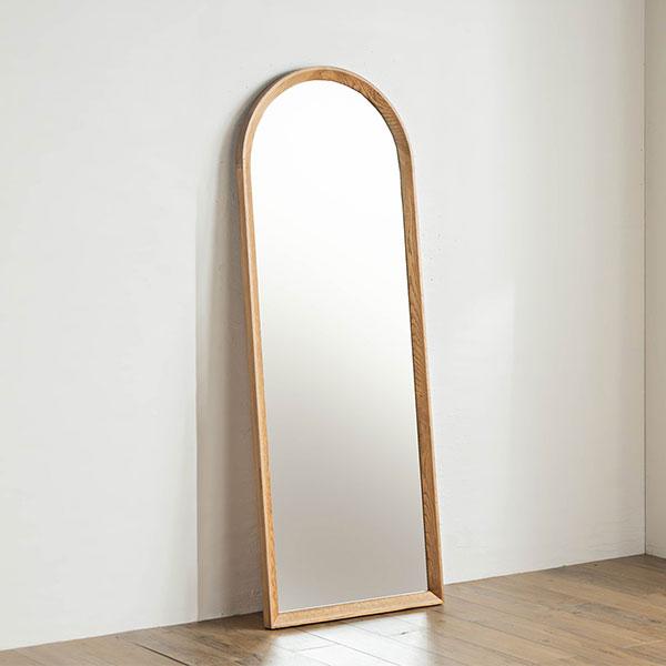 ナチュラルの色合いが爽やかで明るい雰囲気を醸し出すスタイルミラー。購入単位：1台配送種別：直送品 代引不可 返品不可 配送日時指定不可Yahoo 通販 4954324112788 J02867 東馬 シーナ スタイルミラー アーチ型 ナチュ...