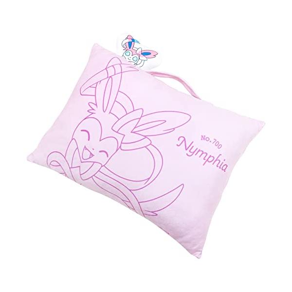 ポケモン / ニンフィアポケモン / ニンフィア/約 40cm x 30cm x 9cm/4621152・Color:ポケモン / ニンフィア・パッケージ個数:1・お好きなキャラクターと過ごせる、マスコット付きまくらシリーズ。・腰当てやお昼...