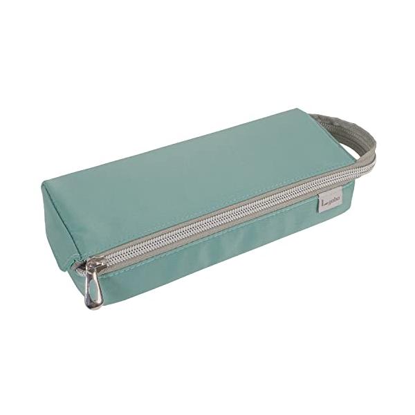 ペンケース・ライトブルー  AK057LB・・Color:ライトブルー・【特徴】L字にガバッとひらくペンケース・【仕様】フタが自立するので出し入れラクラク・【仕様】メッシュポケットや小物ポケットなど収納スペースが多数・【用途】メイク道具や工...