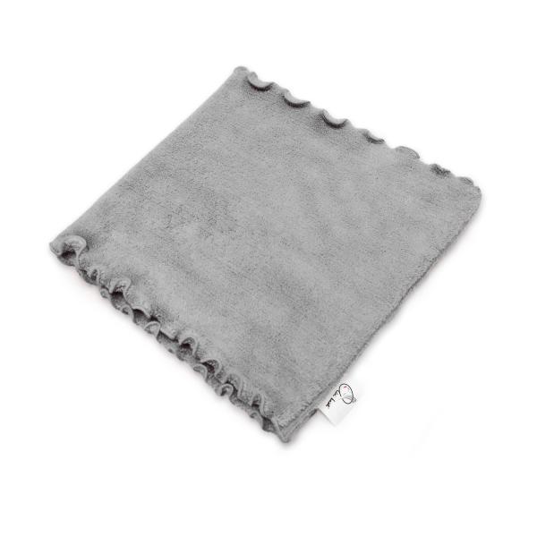 エアーかおると同じすごい糸「スーパーZERO?」を使用したターバンです。濡れた髪を包み込むように使用すれば、グングン水分を吸収します。ドライヤーの時間を短縮！髪にやさしい、ヘアケアアイテムです。入浴後や、プールの後にもオススメもちろん、通常...