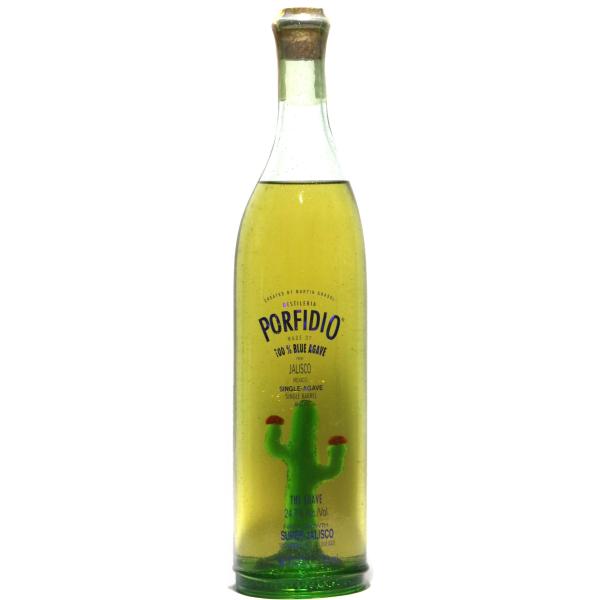 こちらの商品は古酒扱いになりますので下記の注意事項をご理解の上ご注文頂きますようお願い致します。・画像の商品が実際にお届けする商品となりますので画像にてご確認の上ご注文お願い致します。・年数が経過している商品により液面低下が見られる場合がご...