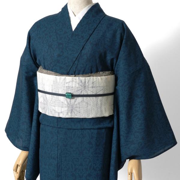 現代の和のスタイルを提案するブランド"JAPAN MODE"の夏着物です。『現代の着物』をテーマに、あえて色を使わずに無地感に仕上げたシンプルで都会的なデザインは、シックな和のスタイルはもちろんモダンな着こなしもしやすく、幅広いコーディネー...