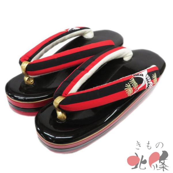 サイズ 23.5cm（かかと高さ 5.5cm）商品ランク Ｃ底に汚れ、多少擦れ・汚れがございますが、まだまだお使いいただけるお品物です。一部商品は実店舗・他サイトでも並行して販売しておりますので売り切れの際はご了承ください。n※着用シーンに...