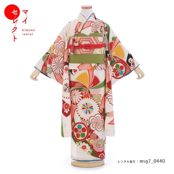 <商品名>　msg7_0440　:　7歳女の子用<素材>　表地：合成繊維(高級ポリエステル)　　裏地：合成繊維<サイズ>　裄52cm・身丈135cm・袖丈75cm<対応身長>　　110cmから...