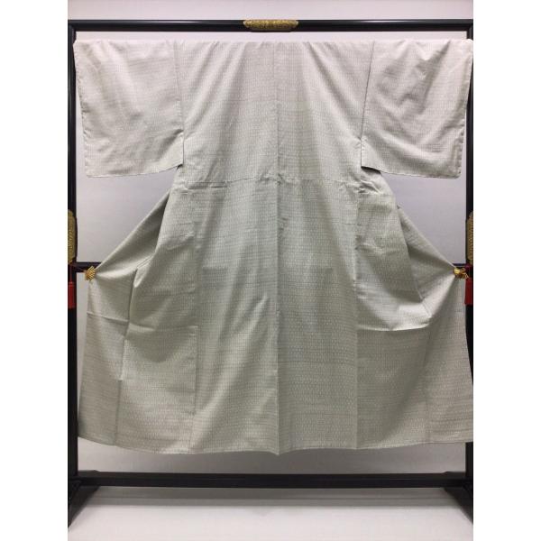 〇男久米島紬5010-00084仕立て替え品八掛、下前衽裾〜65cmうっすらシミあり八掛、胴裏仕立て替え跡あり胴裏、左肩山にキズあり素材　正絹身丈（肩）149ｃｍ裄　　　　70ｃｍ袖丈　　　49ｃｍ前巾　　　26.5ｃｍ後巾　　　32.5ｃ...