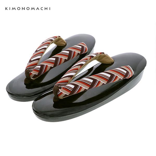 普段履きできる可愛いカジュアルな草履をオリジナルでつくりました。鼻緒も台も日本製、すげ加工も国内ですので耐久性があります。ややゆったりめの台ですので、幅広さんでも履きやすいタイプに草履です。【商品内容】草履1点【カラー】鼻緒は白、深いブラウ...