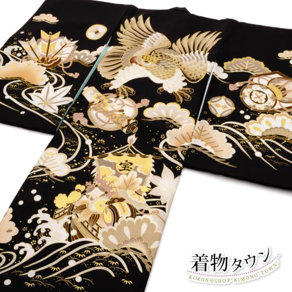 着物タウンではお宮参りの着物を多数取り揃えております。男の子のお宮参りの着物はもちろん、よだれかけ、帽子などのセット、フードセットも取り扱っています。当店の人気柄ランキング1位 鷹 2位 兜 3位 熨斗柄 4位 宝船 5位 虎 6位龍 7位...