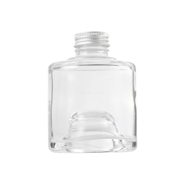 ハーバリウム用にお使いいただくのにぴったりな瓶です。入れても締め易いスクリューキャップでしっかりと密封します。■サイズ　高さ約9.7cm x 幅約7.5cm　口径約3cm■容　量　180ml※掲載画像２枚目ハーバリウム完成品のイメージとなります。