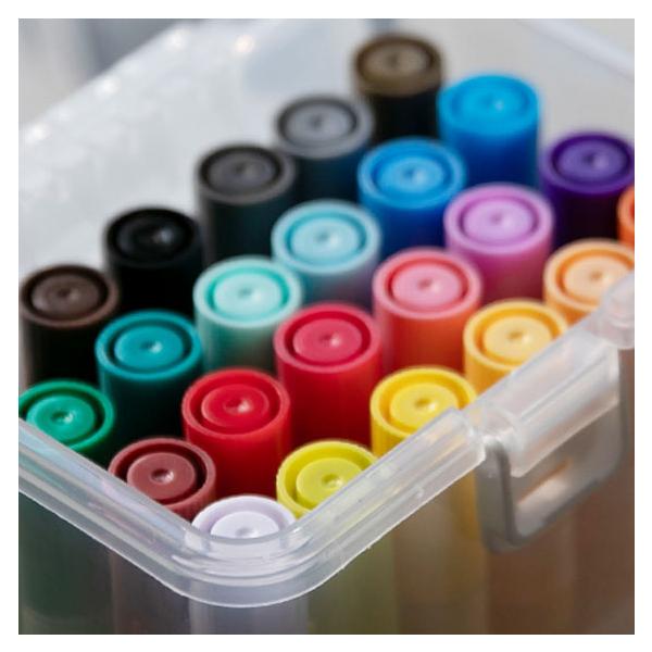 キャンドルやガラス容器など様々な素材に描けるアクリルペンです。パステルカラー・原色・白・黒・シルバー・ゴールドなどの24色セット。保管に便利なプラスチック製の専用収納ケース付きです。※こちらの商品は24色セットのみの販売となります。単色販売...