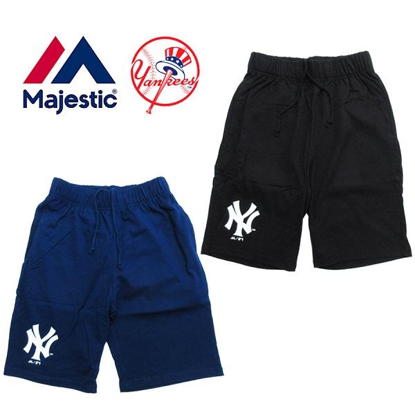 MLB公式、NYハーフパンツ。綿100％で履き心地も良く、暑い夏でも快適に過ごせます。プリント柄も地味でも派手でもなく、丁度いいオシャレな柄です。【素材/など】綿　100%・両サイドにポケット有り・バックポケットも１つ有り・一重インナーパン...