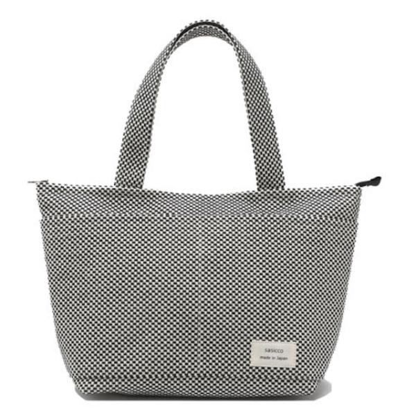 品番：TA-092【サイズ】縦220×横（上）360（下）220×マチ130　持ち手高180 mm【本体重量】重さ　290ｇ【カラー】消防刺子【素材】表地：三河木綿刺し子織り（綿100％）　裏地：ラミネート加工　内地：カツラギ（綿100％）...