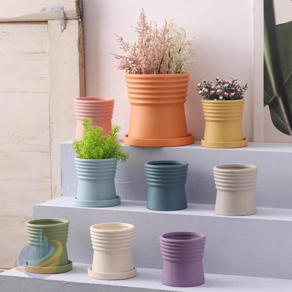 商品情報 商品名：鉢植え、アイデアプランター、砂時計輪植木鉢材質：陶器 造形が精緻、デスクトップを配置景を作ることができます。デザイン性が高く、植物の美しさを引き立て、どんなインテリアの雰囲気にも合わせやすい。底部に排水孔があり、排水が通気...