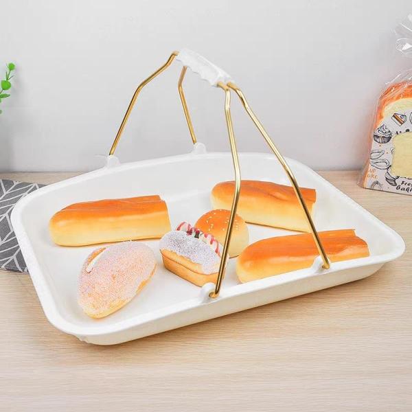 商品名：お盆 トレイ トレー おしゃれ パントレー キッチン用品 レストラン 食堂 持ち手付き 食品トング付き●色写真色●材質：プラスチック●サイズ:写真に参考してください※生産上の都合により、生地の質感や色が多少写真のものとは変更となる場...