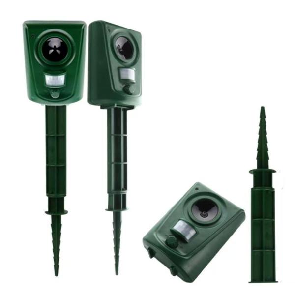 商品情報猫よけ 動物撃退器 カラス 撃退 グッズ 害獣撃退 音波 ソーラー充電 IPX4防水 猫よけグッズ ハクビシン 対策 ネコ避け 害獣駆除 猫除け 糞 カラス 野良犬 猫 ふん対策 ガーデン アニマルバリア ハクビシン スズメ アライ...