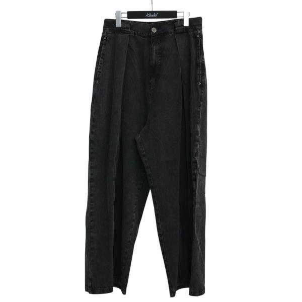 ウィリーチャバリア WILLY CHAVARRIAタックワイドデニムパンツ【ランク】「中古品・汚れ、ダメージのある商品」【詳細説明】ウィリーチャバリアのタックワイドデニムパンツです。【M/L/U】メンズ【表記サイズ】M【詳細サイズ】ウエスト...